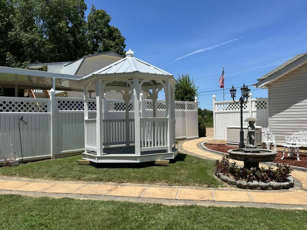 Wood Gazebos | Vinyl Gazebos | Yoders Dutch Barns